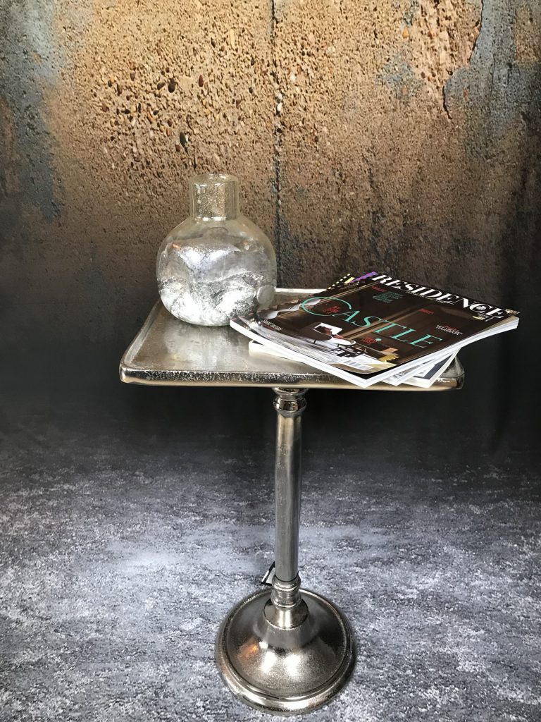 Colmore Side Table Bijzettafel 63cm - Warm & Sfeervol Wonen